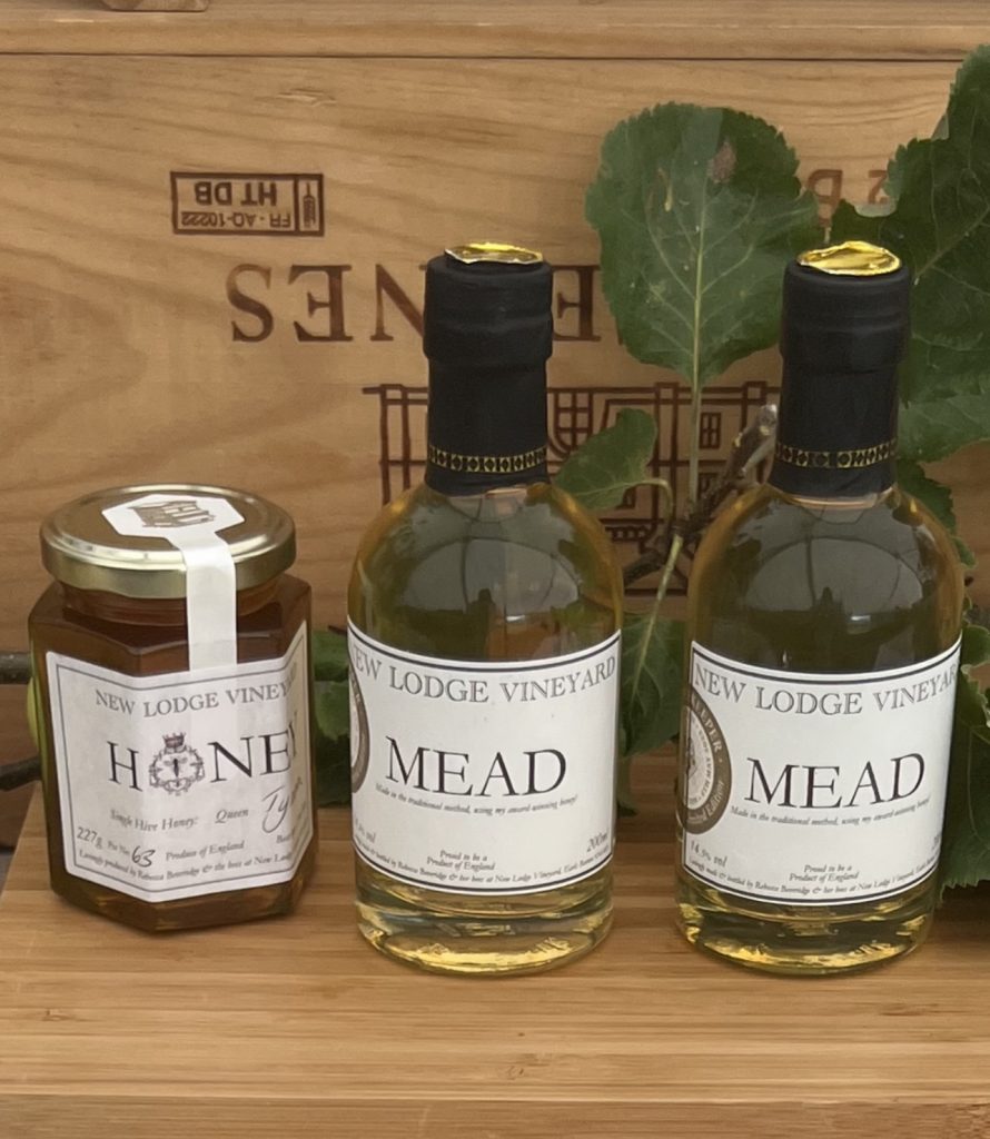 Mead (Wine made with Honey) - Made By The Beekeeper